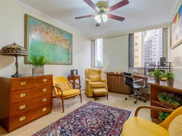 Apartamento para Venda em São Paulo/SP Jardim América 4 Quartos