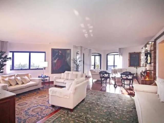 Apartamento para Venda em São Paulo/SP Jardim América 4 Quartos