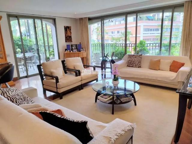 Apartamento para Venda em São Paulo/SP Jardim América 4 Quartos