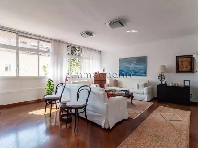 Apartamento para Venda em São Paulo/SP Jardim América 4 Quartos