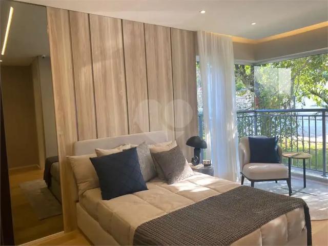 Apartamento para Venda em São Paulo/SP Chácara Santo Antônio 3 Quartos