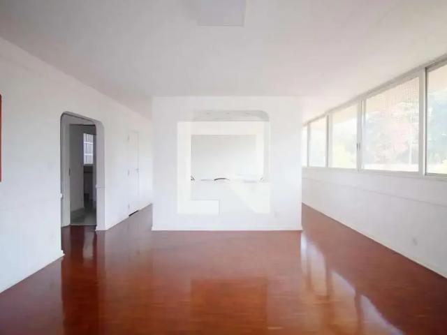 Apartamento para Venda em São Paulo/SP Jardim Europa 3 Quartos