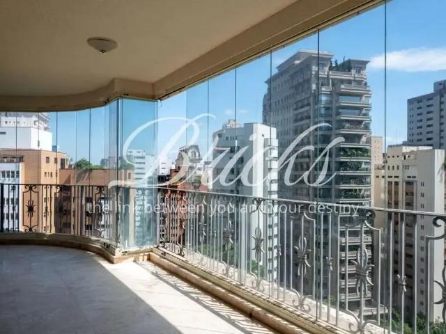 Apartamento para Venda em São Paulo/SP Jardim Europa 4 Quartos