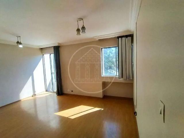 Apartamento para Venda em São Paulo/SP Jardim Germania 2 Quartos