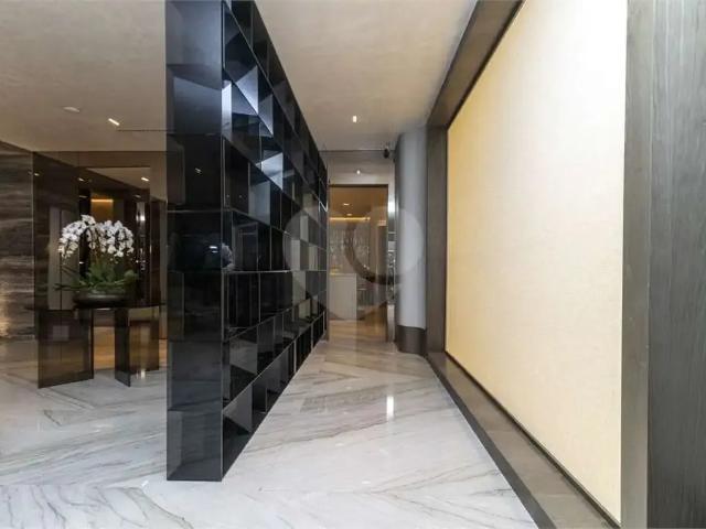 Apartamento para Venda em São Paulo/SP Jardim Guedala 4 Quartos