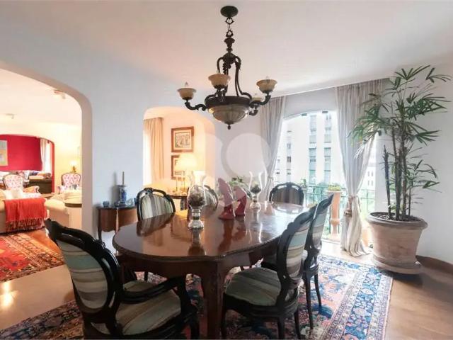 Apartamento para Venda em São Paulo/SP Jardim Paulista 4 Quartos