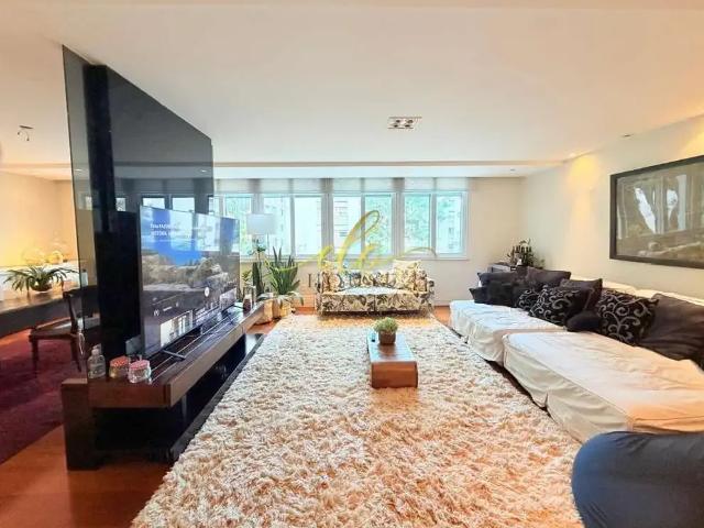 Apartamento para Venda em São Paulo/SP Jardim América 4 Quartos