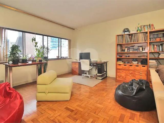 Apartamento para Venda em São Paulo/SP Jardim Paulista 3 Quartos