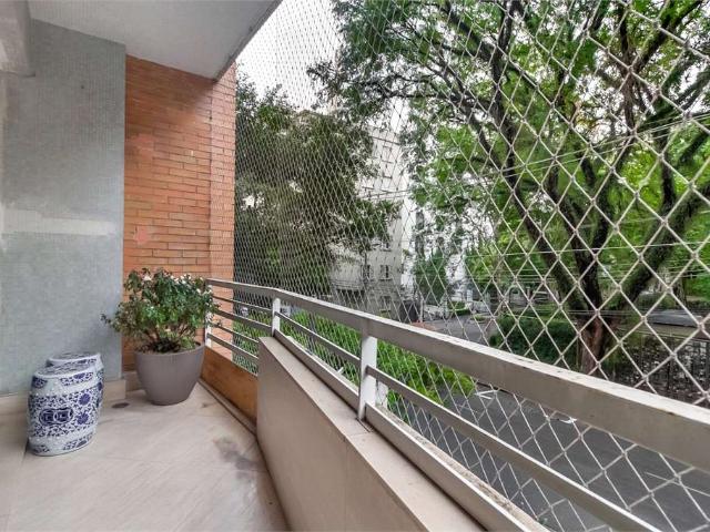 Apartamento para Venda em São Paulo/SP Jardim Paulista 3 Quartos