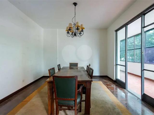 Apartamento para Venda em São Paulo/SP Jardim Paulista 3 Quartos