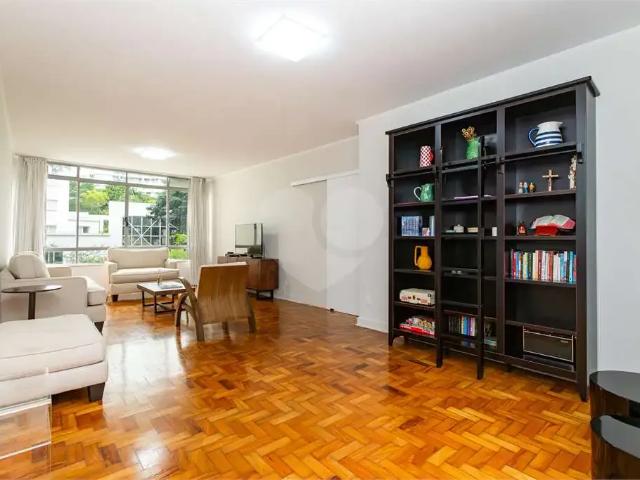 Apartamento para Venda em São Paulo/SP Jardim Paulista 3 Quartos