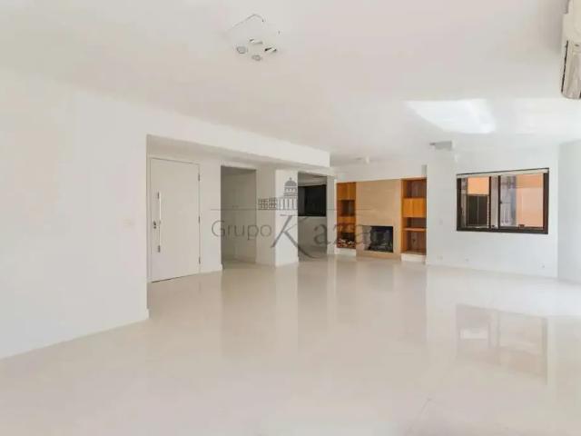Apartamento para Venda em São Paulo/SP Jardim Paulista 3 Quartos