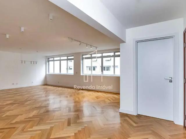 Apartamento para Venda em São Paulo/SP Jardim Paulista 3 Quartos