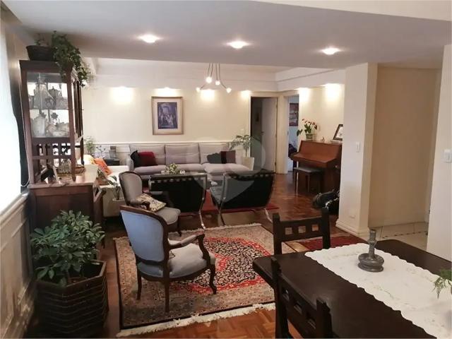 Apartamento para Venda em São Paulo/SP Jardim Paulista 3 Quartos