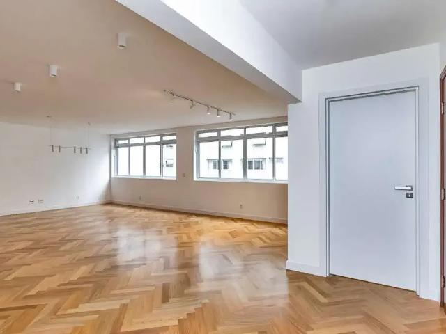 Apartamento para Venda em São Paulo/SP Jardim Paulista 3 Quartos