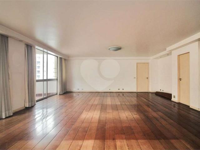 Apartamento para Venda em São Paulo/SP Jardim Paulista 3 Quartos