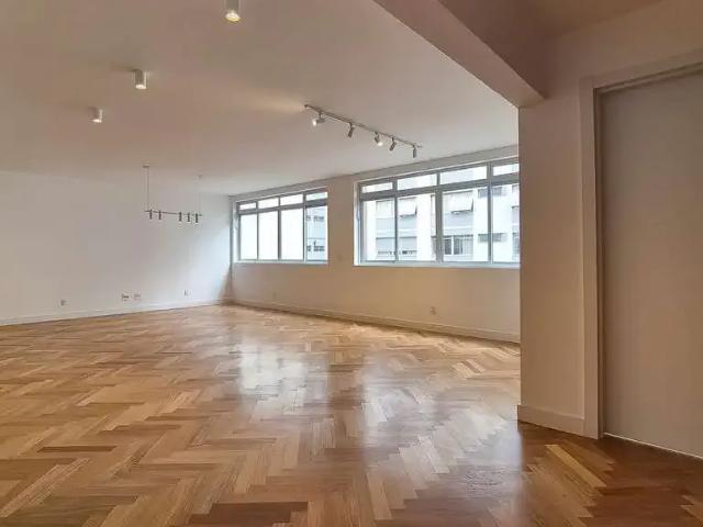 Apartamento para Venda em São Paulo/SP Jardim Paulista 3 Quartos