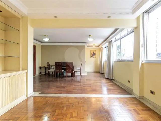 Apartamento para Venda em São Paulo/SP Jardim Paulista 3 Quartos