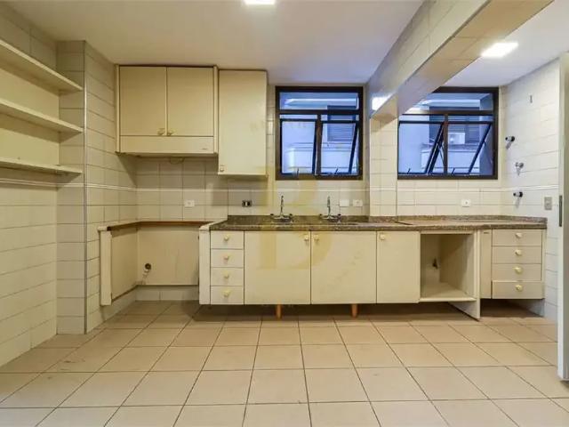 Apartamento para Venda em São Paulo/SP Jardim Paulistano 3 Quartos