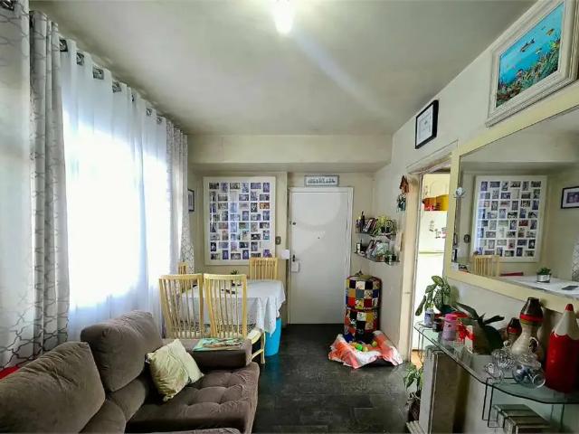 Apartamento para Venda em São Paulo/SP Liberdade 2 Quartos
