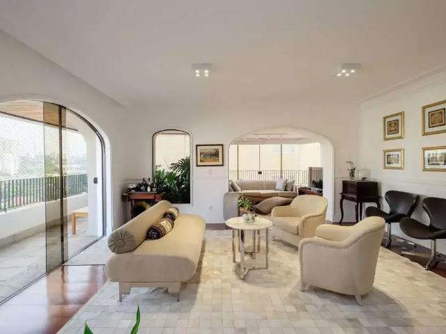 Apartamento para Venda em São Paulo/SP Pacaembu 4 Quartos