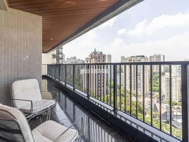 Apartamento para Venda em São Paulo/SP Panamby 4 Quartos