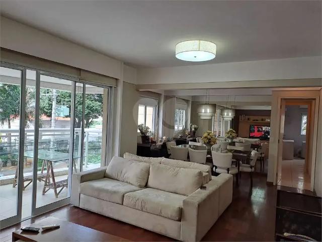 Apartamento para Venda em São Paulo/SP Paraíso 3 Quartos