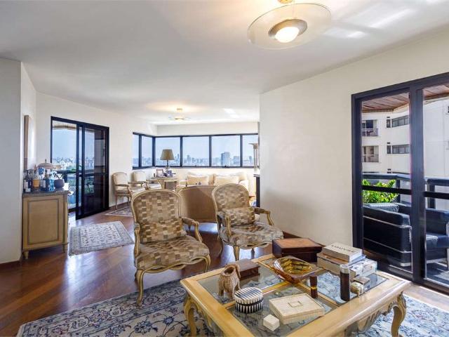Apartamento para Venda em São Paulo/SP Paraíso 5 Quartos