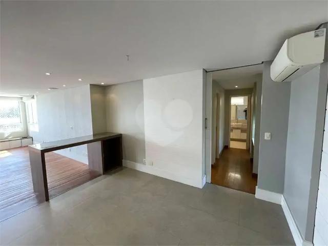 Apartamento para Venda em São Paulo/SP Paraíso do Morumbi 3 Quartos