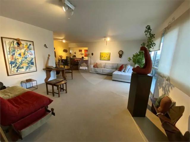 Apartamento para Venda em São Paulo/SP Paraíso do Morumbi 3 Quartos