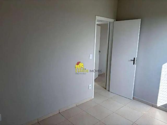 Apartamento para Venda em São Paulo/SP Parque Maria Domitila 2 Quartos