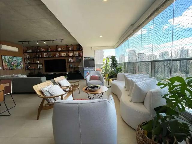 Apartamento para Venda em São Paulo/SP Perdizes 4 Quartos