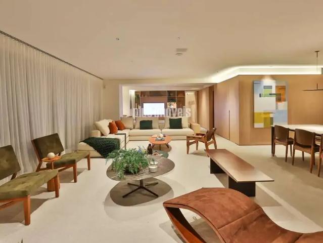 Apartamento para Venda em São Paulo/SP Pinheiros 4 Quartos