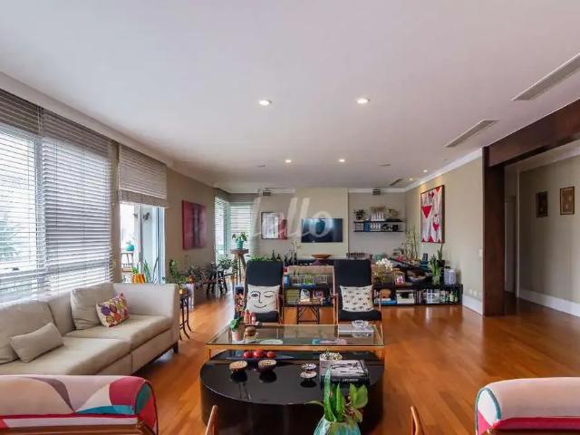 Apartamento para Venda em São Paulo/SP Pinheiros 4 Quartos
