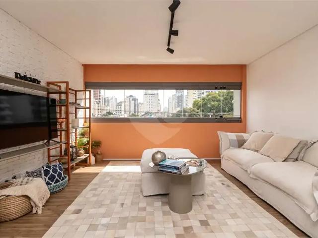 Apartamento para Venda em São Paulo/SP Pinheiros 2 Quartos