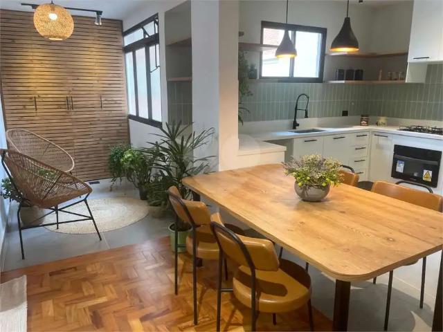 Apartamento para Venda em São Paulo/SP Pinheiros 2 Quartos