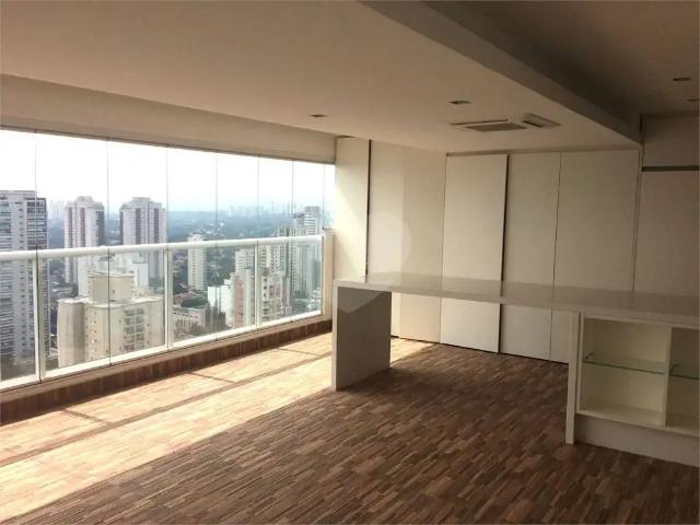 Apartamento para Venda em São Paulo/SP Pinheiros 2 Quartos