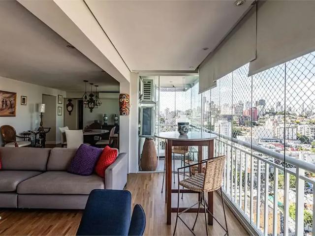 Apartamento para Venda em São Paulo/SP Pinheiros 3 Quartos