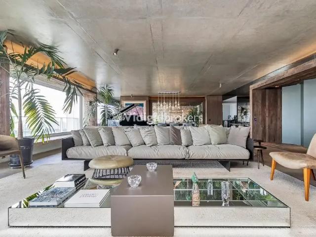 Apartamento para Venda em São Paulo/SP Pinheiros 3 Quartos
