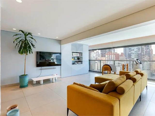 Apartamento para Venda em São Paulo/SP Pinheiros 3 Quartos