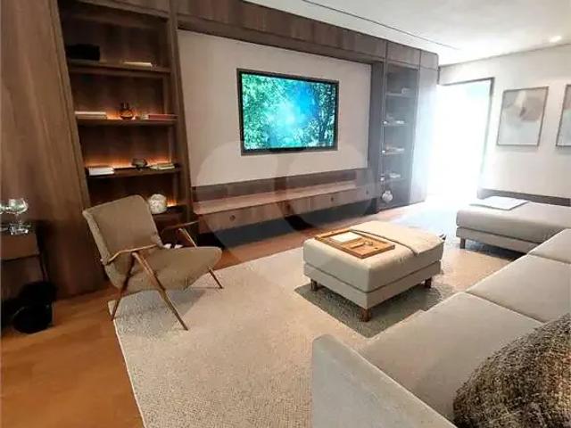 Apartamento para Venda em São Paulo/SP Pinheiros 3 Quartos
