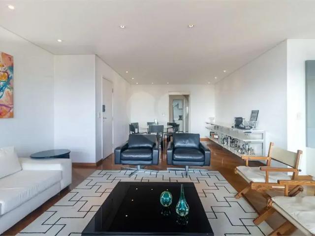 Apartamento para Venda em São Paulo/SP Pinheiros 3 Quartos