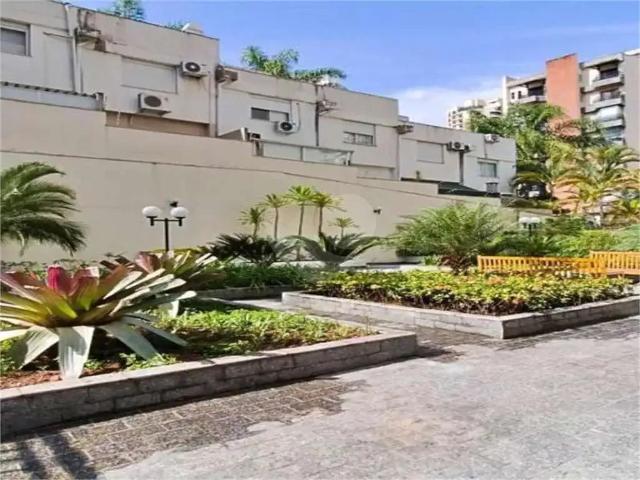Apartamento para Venda em São Paulo/SP Real Parque 2 Quartos