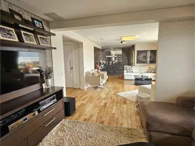 Apartamento para Venda em São Paulo/SP Real Parque 3 Quartos