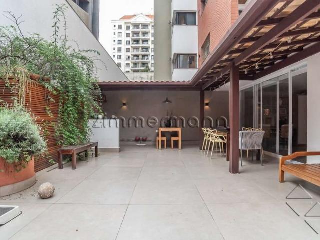 Apartamento para Venda em São Paulo/SP Real Parque 3 Quartos