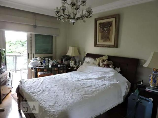 Apartamento para Venda em São Paulo/SP Real Parque 3 Quartos