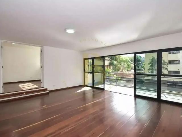Apartamento para Venda em São Paulo/SP Real Parque 3 Quartos