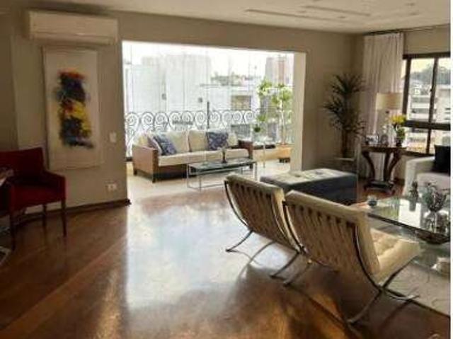 Apartamento para Venda em São Paulo/SP Real Parque 4 Quartos