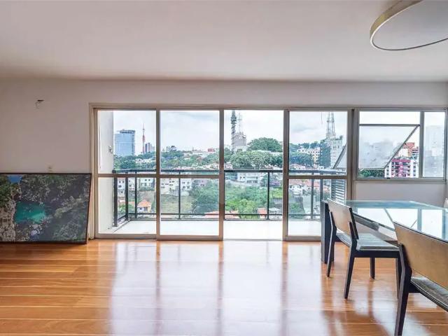 Apartamento para Venda em São Paulo/SP Sumaré 4 Quartos
