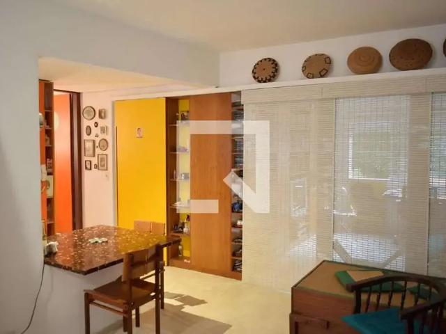 Apartamento para Venda em São Paulo/SP Sumaré 2 Quartos